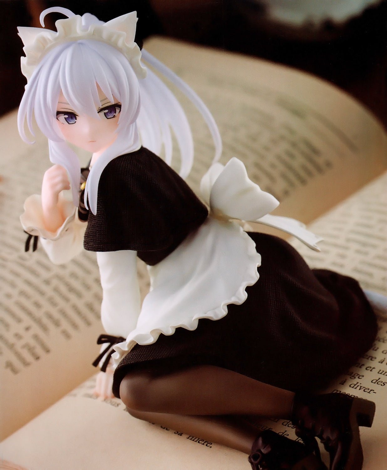 Wandering Witch: The Journey of Elaina Desktop Cute Figure Elaina Cat ...